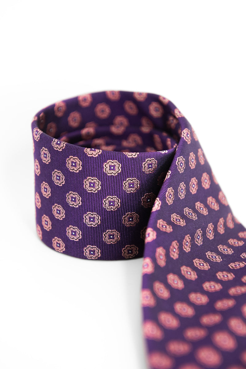 Purple Necktie – Luly Yang